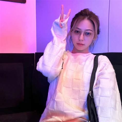Eleven8132 Stripchat Webcam Model Profile And Free Live Sex Show