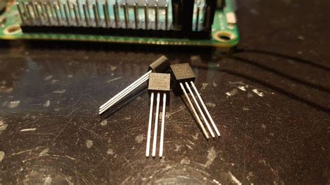 connecting a ds18b20 temperature sensor to the raspberry pi easy youtube