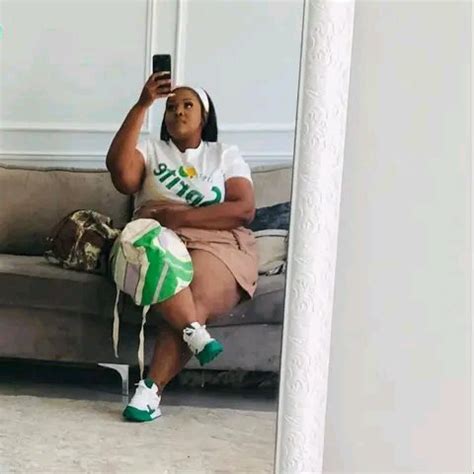 Mzansi Huge Curves On Twitter Https T Co B9Tf9zZht4 Twitter