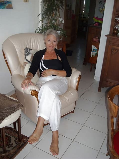Matures Dressed Undressed 5 Photo 57 61 X3vid