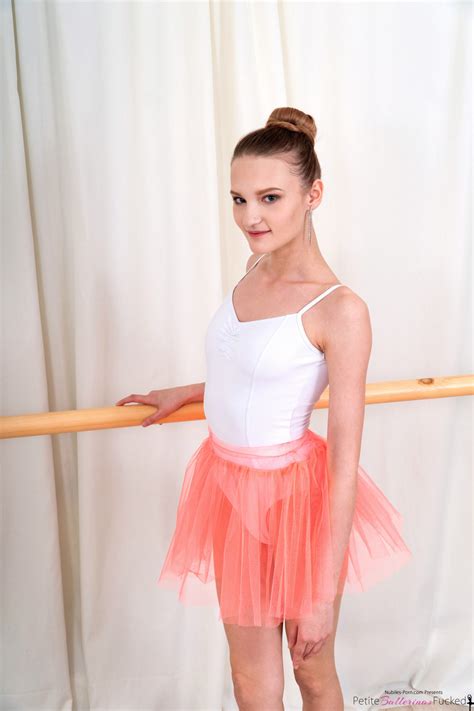 Skinny Ballerina Olivia Westsun Eats A Dong Before Climbing On It Teen Flexible R18hub
