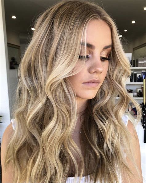 Wavy Blonde Perfection Neutral Blonde Perfect Blonde Hair Neutral Blonde Hair