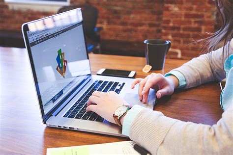 Top 10 công việc thiết kế đồ họa hấp dẫn không thể bỏ qua