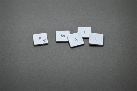 How To Format An Email Guide With Template Examples
